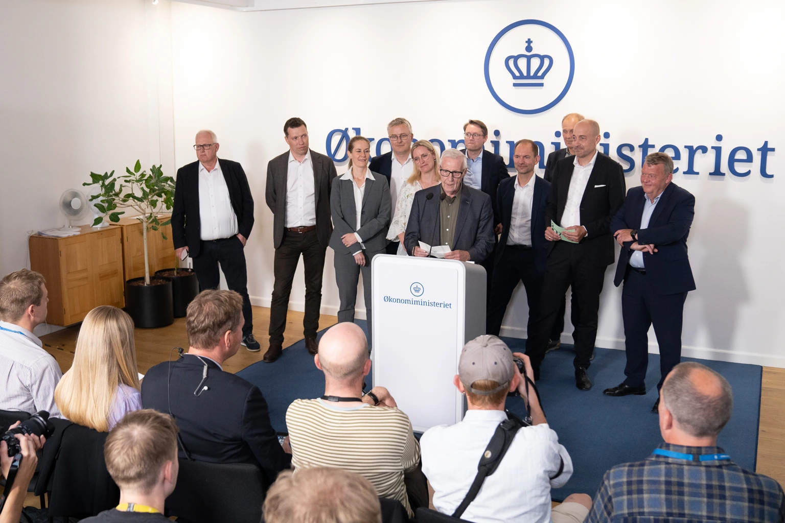 Regeringen og parterne i Grøn trepart indgår historisk Aftale om et ...